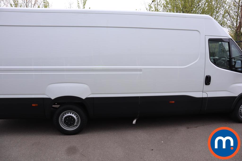 Used Iveco vans for sale | Motorpoint
